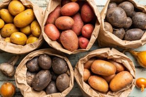 Tutti i tipi di patate, caratteristiche e come usarle | Selenella